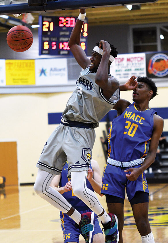 Trojans’ late surge sinks MCC | News, Sports, Jobs - Times Republican